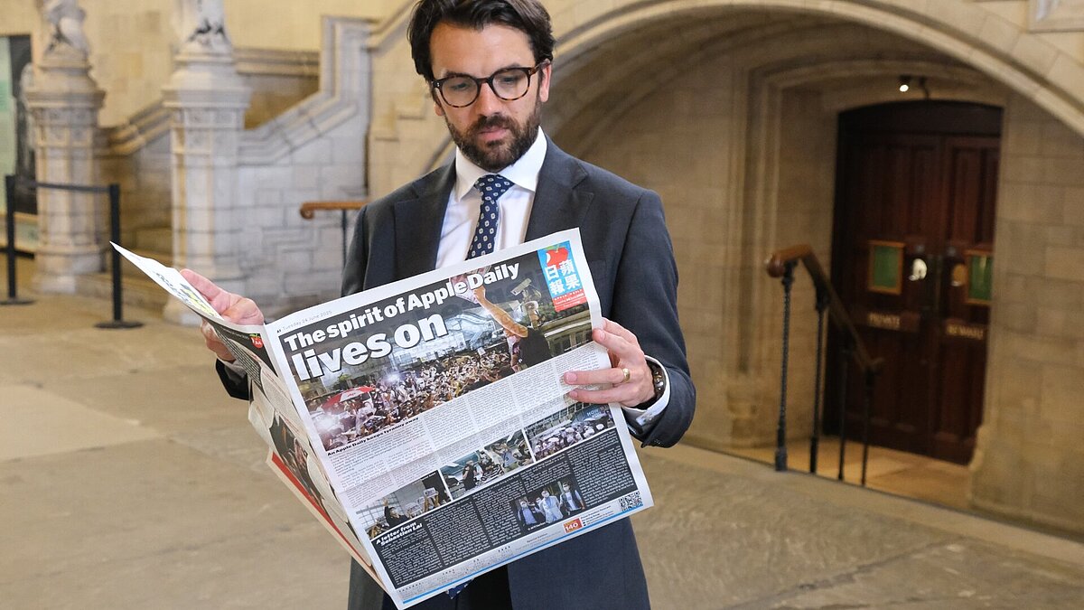 Keep promises to Hong Kongers demands Bobby Dean MP - Sutton Liberal ...